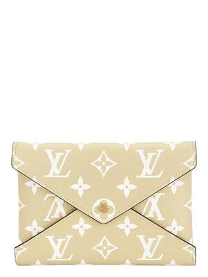 FWRD RENEW Louis Vuitton Limited Edition Monogram Giant Kirigami Mm Pochette - Beige