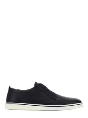 FERRAGAMO Derby Slip-on Shoes In Hammered Calfskin - Black