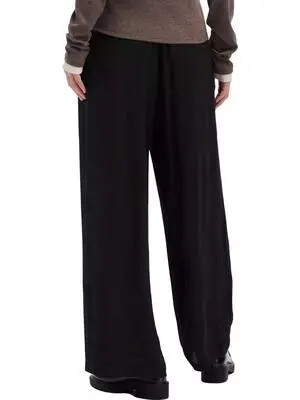 TOUT A COUP Pleated Palazzo Pants - Black