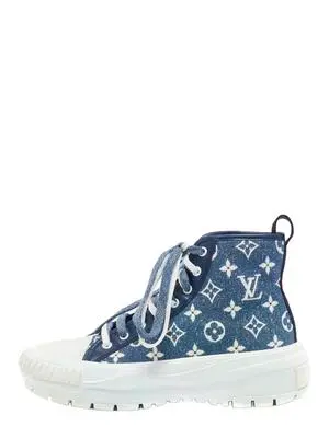 LOUIS VUITTON Squad Monogram Denim Sneakers - Blue