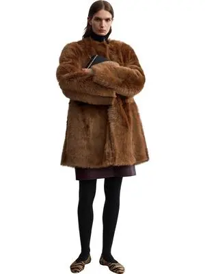 TOTEME Short Silky Shearling Coat - Ginger