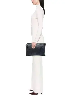 Bottega Veneta 2012-2026 Nappa Intrecciato Clutch Bag - Grey