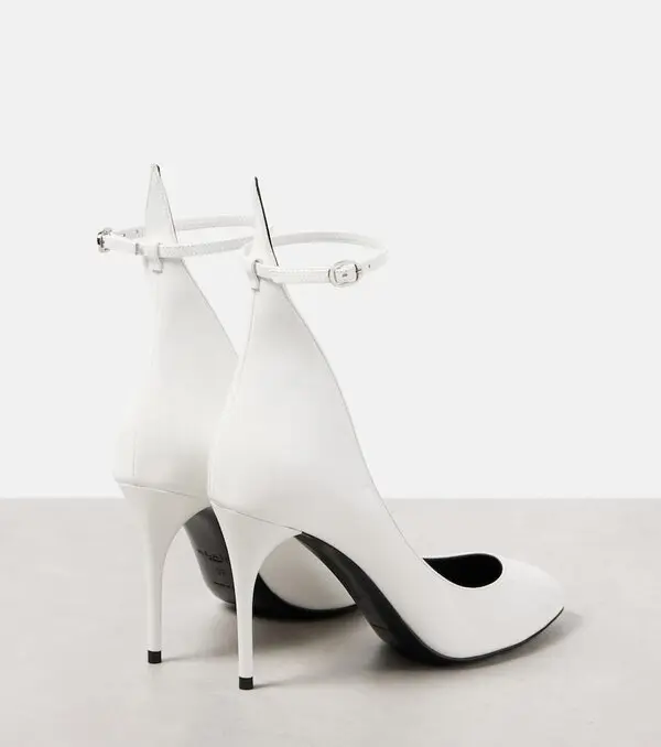 Alaïa Decollete 90 Patent Leather Pumps