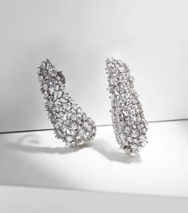 ANANYA Scatter Diamond 18kt White Gold Earrings