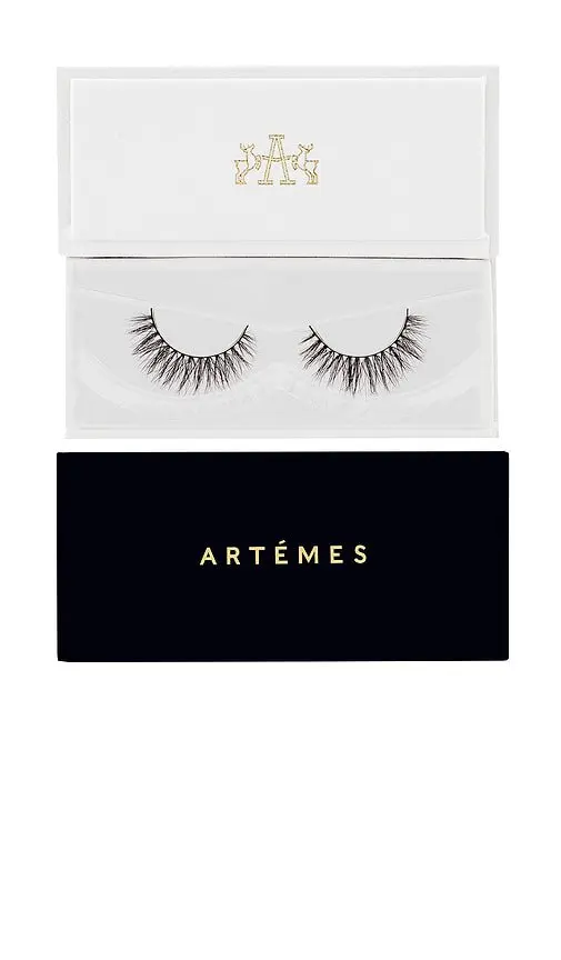 ARTEMES LASH Love And Light Premium Pony Lashes