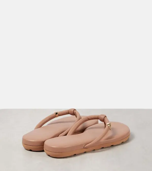 GIANVITO ROSSI Juno Leather Thong Sandals - Beige