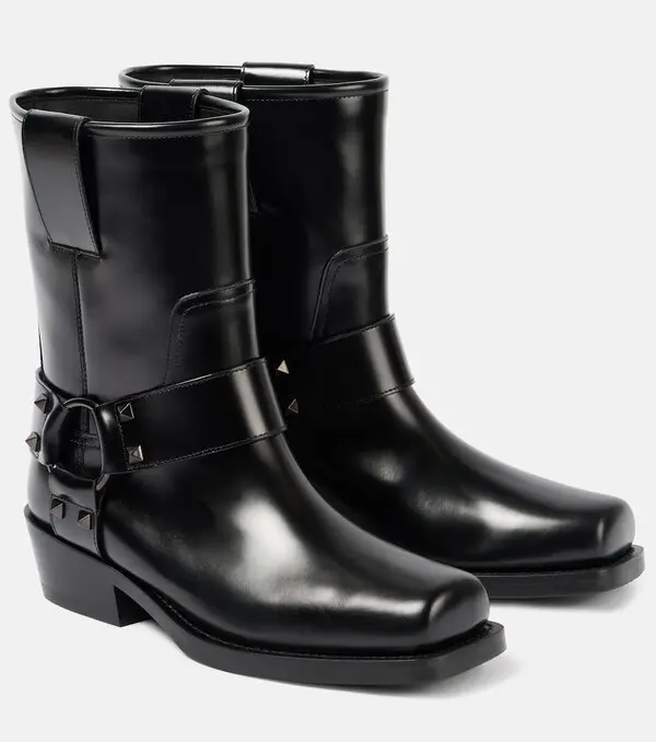 Valentino Garavani Rockstud Leather Biker Boots - Black