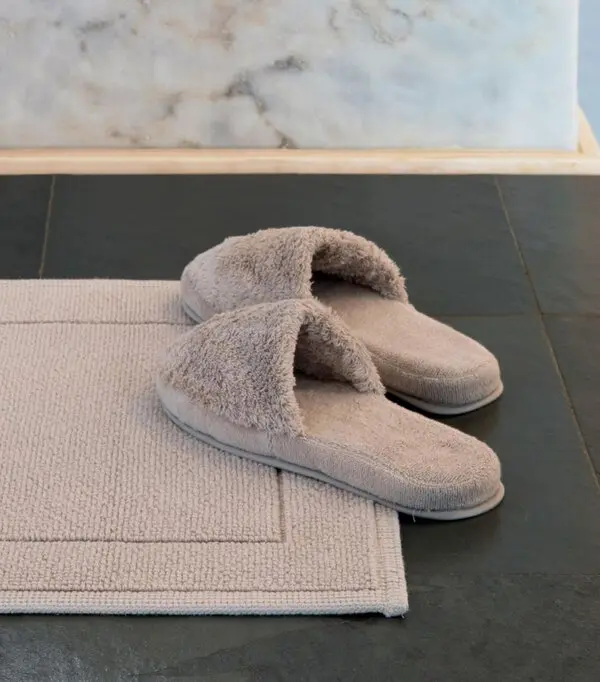GRACCIOZA Egoist Slippers - Silver