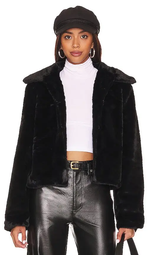 Superdown Faux Fur Jacket With Hook And Eye Closure - Black