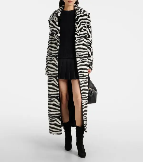 Manolo Blahnik Calasso 90 Suede Knee-high Boots