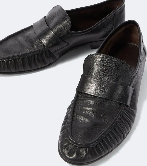THE ROW Soft Leather Loafers - Black