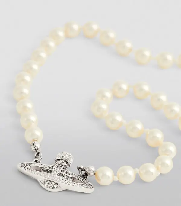 VIVIENNE WESTWOOD Pearl Bas Relief Necklace