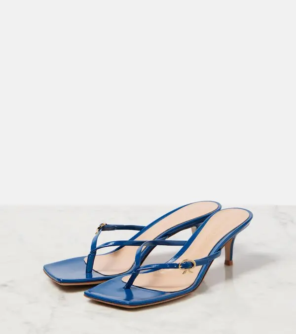 GIANVITO ROSSI Ribbon Patent Leather Thong Sandals