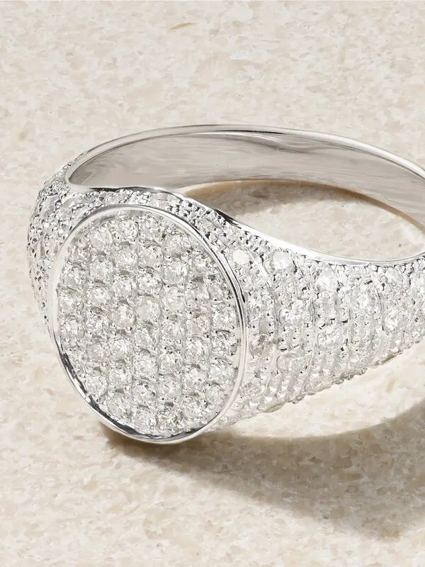 Yvonne Léon Mini Chevalier 9-karat White Diamond Ring