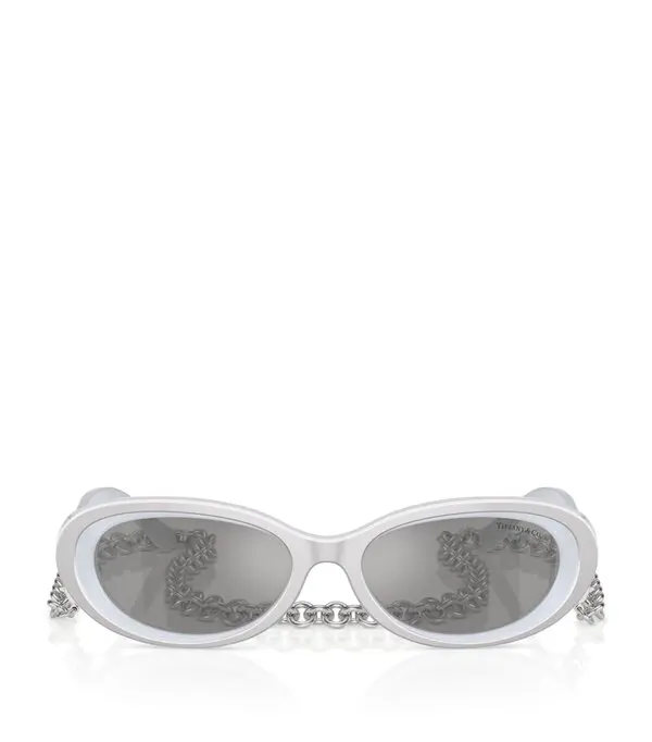Tiffany & Co. Oval Sunglasses With Chain Detail - Silver