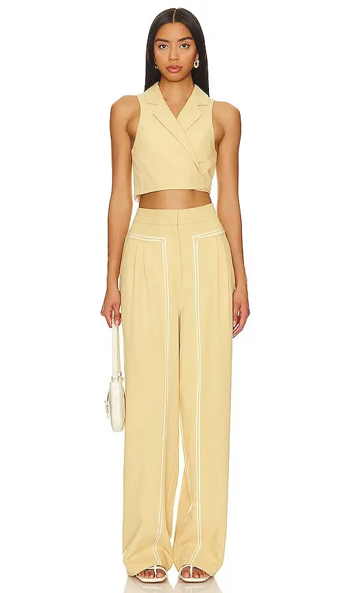 OSIS STUDIO Rachel Vest In . Also - Beige