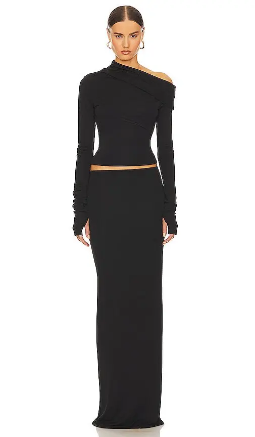 HELSA Matte Jersey Slim Skirt In . Also - Black