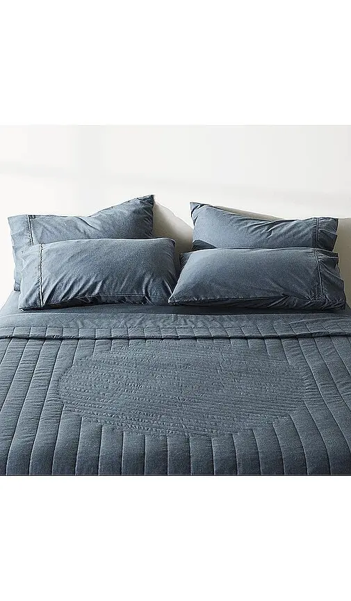 ETTITUDE King/cal King Linen+ Coverlet