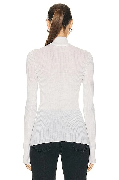 Sprwmn Mock Neck Top