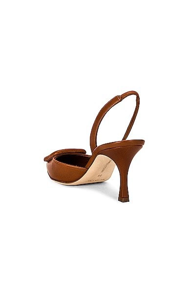 Manolo Blahnik Maysli 70 Nappa Slingback With Buckle Detail - Medium Brown