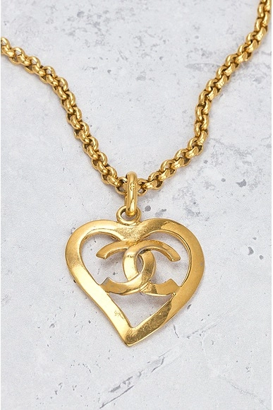 Chanel 1995 Cc Heart Necklace