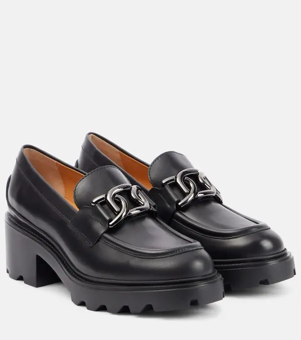 TOD'S Leather Loafer Pumps With Chain Detailing