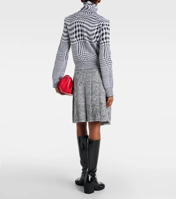 Burberry Houndstooth Wool-blend Turtleneck Sweater - Grey