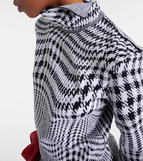 Burberry Houndstooth Wool-blend Turtleneck Sweater - Grey