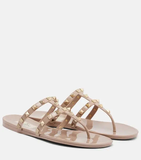 Valentino Garavani Rockstud Pvc Thong Sandals - Beige