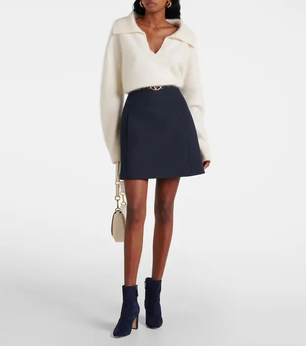 Manolo Blahnik Rosie Suede Ankle Boots