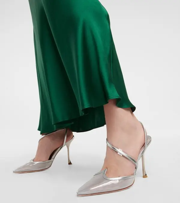 ROGER VIVIER I Love Vivier Pumps