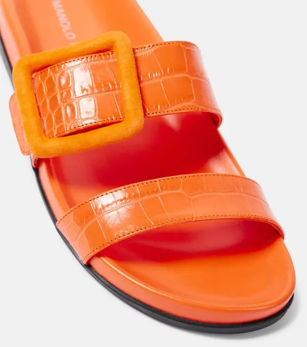 Manolo Blahnik Mayfu Leather Slides