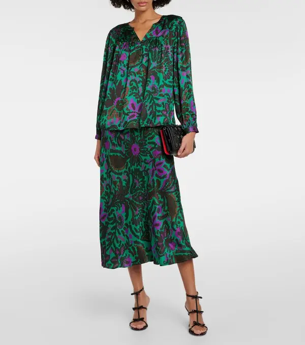Velvet By Graham & Spencer Reeve Printed Satin Blouse