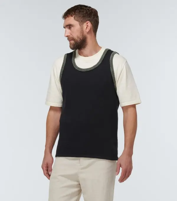 Commas Sleeveless Knitted Top