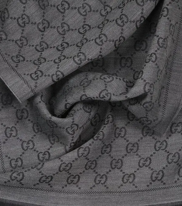 Gucci Gg Wool Jacquard Scarf