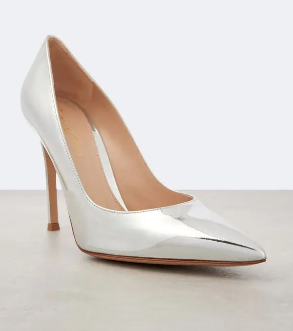 GIANVITO ROSSI Metallic Leather Pointed Toe Pumps - Silver