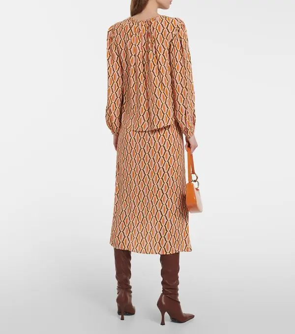 Velvet By Graham & Spencer Laura Printed Crepe Blouse