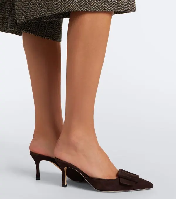Manolo Blahnik Maysale 70 Suede Mules With Buckle Detail - Brown