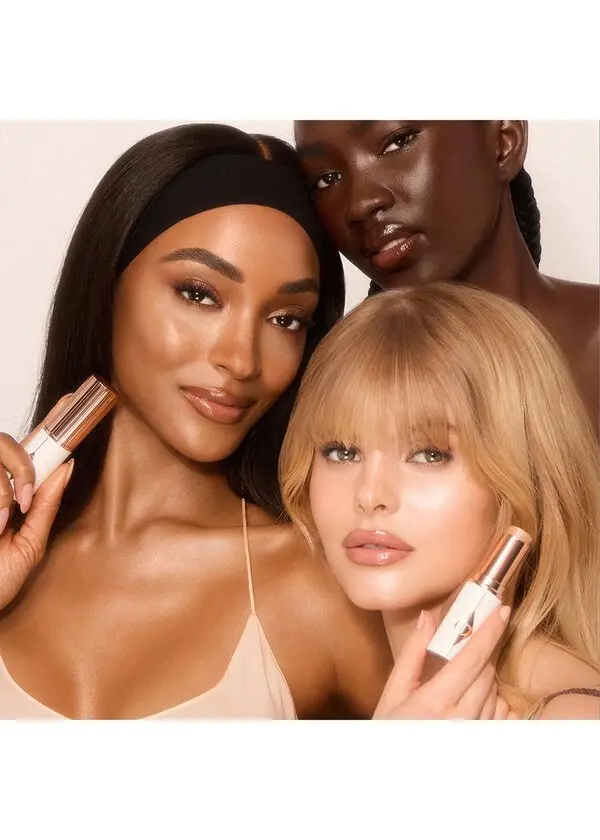 Charlotte Tilbury Unreal Skin Hydrating Foundation Stick - 5 Medium