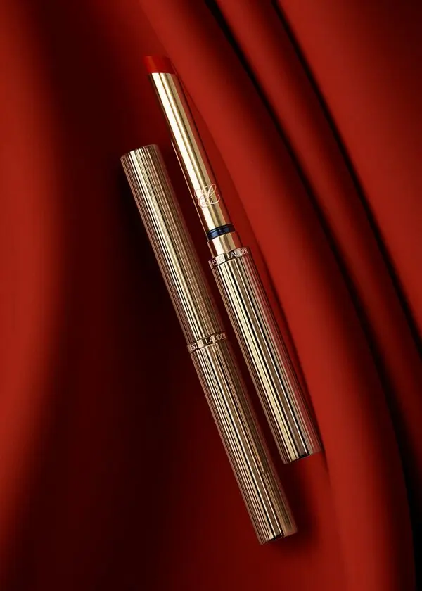 Estée Lauder Pure Color Explicit Silk Matte Lipstick - Static