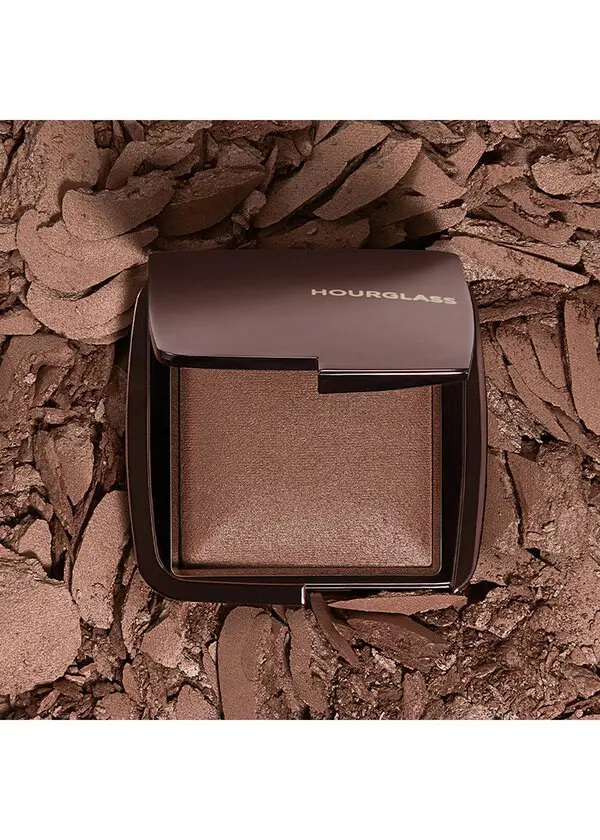 HOURGLASS Ambient Lighting Powder