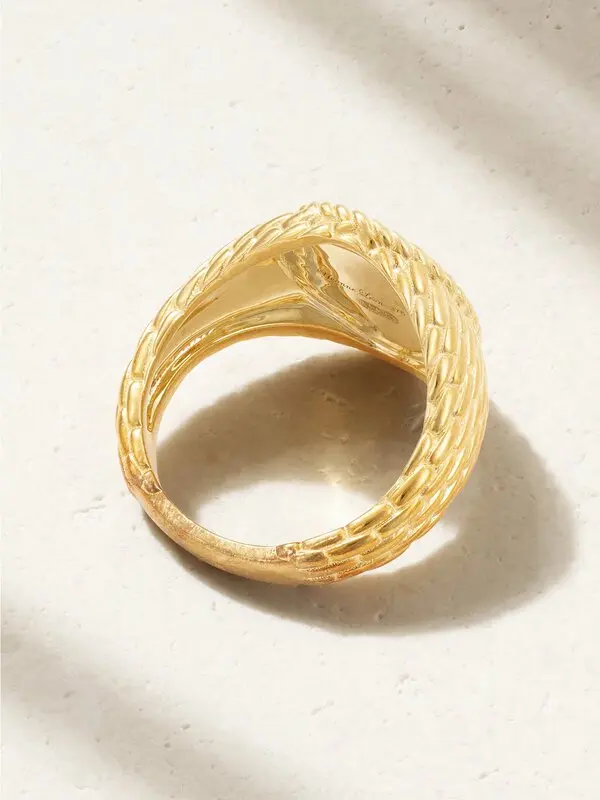 Yvonne Léon 9-karat Diamond Signet Ring