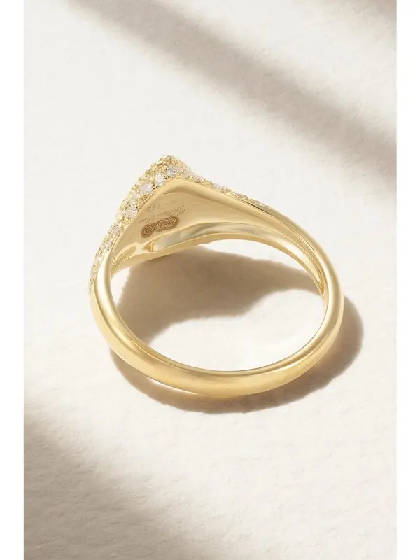 Yvonne Léon 9-karat Diamond Signet Ring