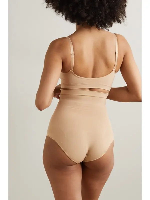 SKIMS Seamless Sculpt Bralette - Neutrals