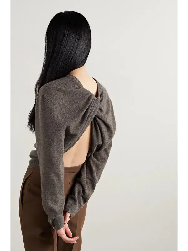 THE ROW Laris Twisted Cashmere Sweater