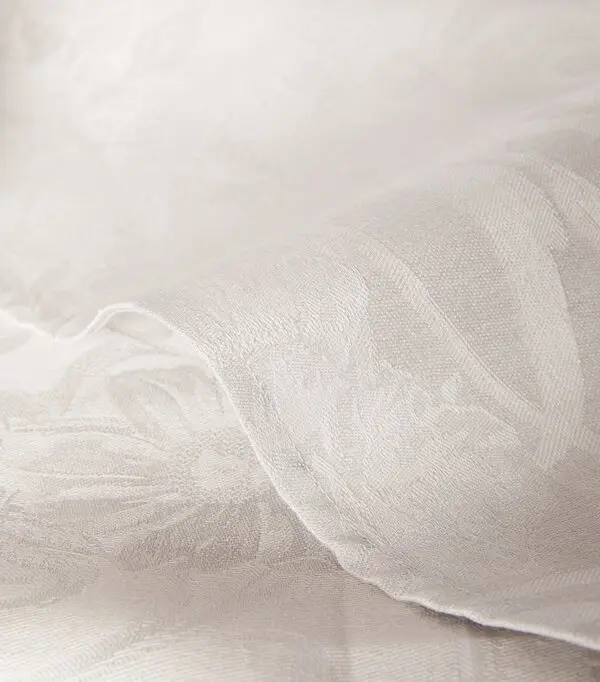 LE JACQUARD FRANÇAIS Linen Tivoli Round Tablecloth