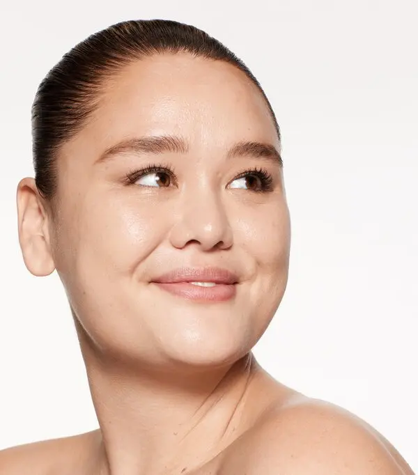 SHISEIDO Revitalessence Skin Glow Foundation Spf 30