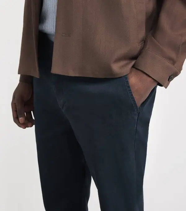 FRAME Slim Chinos