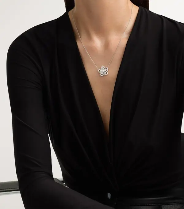 Graff Gold Diamond Wild Flower Necklace