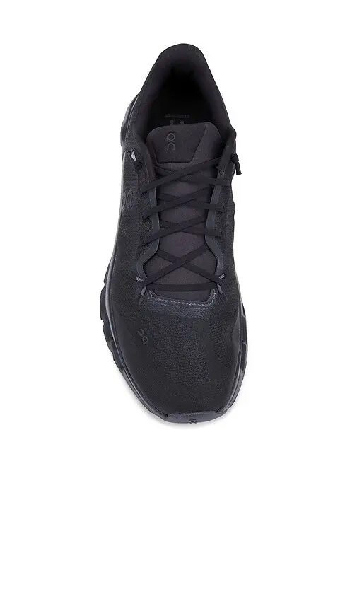 On Cloudtilt Sneaker - Black